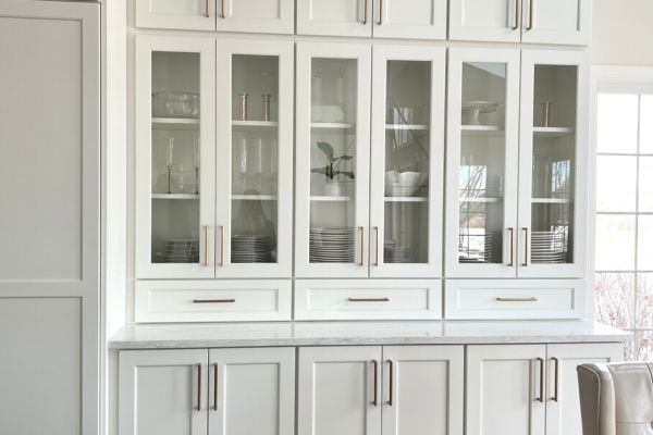 A Checklist of Great Ways to Create an Amazing Kitchen Pantry Space ...