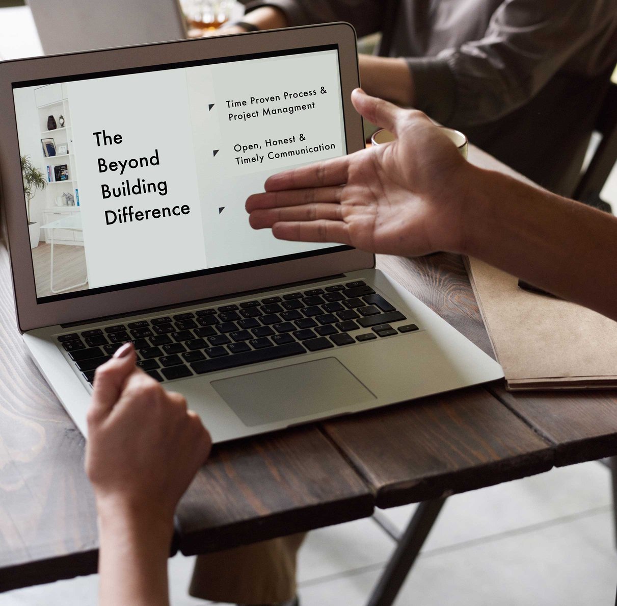 Hogan Design & Construction: Northern IL and Southern WI Remodeling