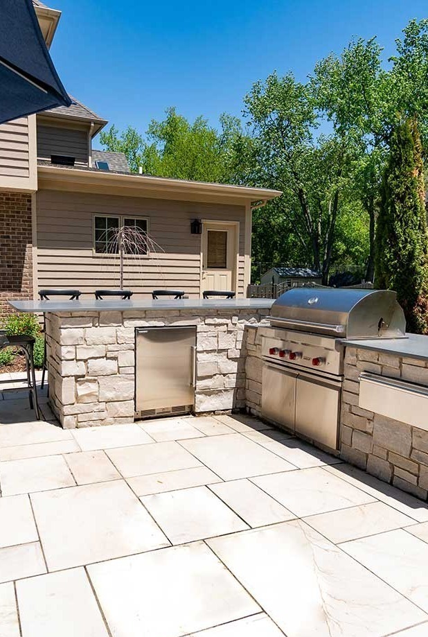 Forest Avenue Whole Home: Hogan Design & Construction