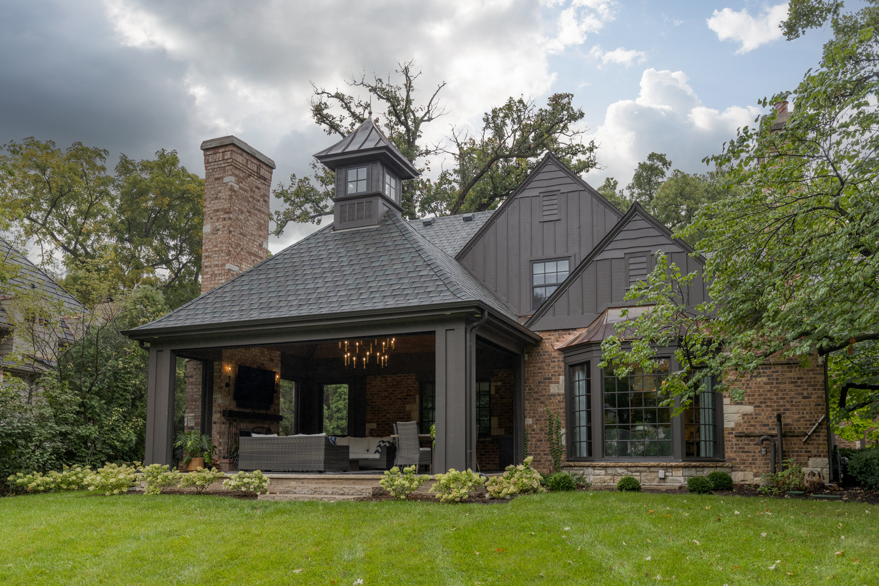 HDC and Encore Gallery Partnership: Hogan Design & Construction