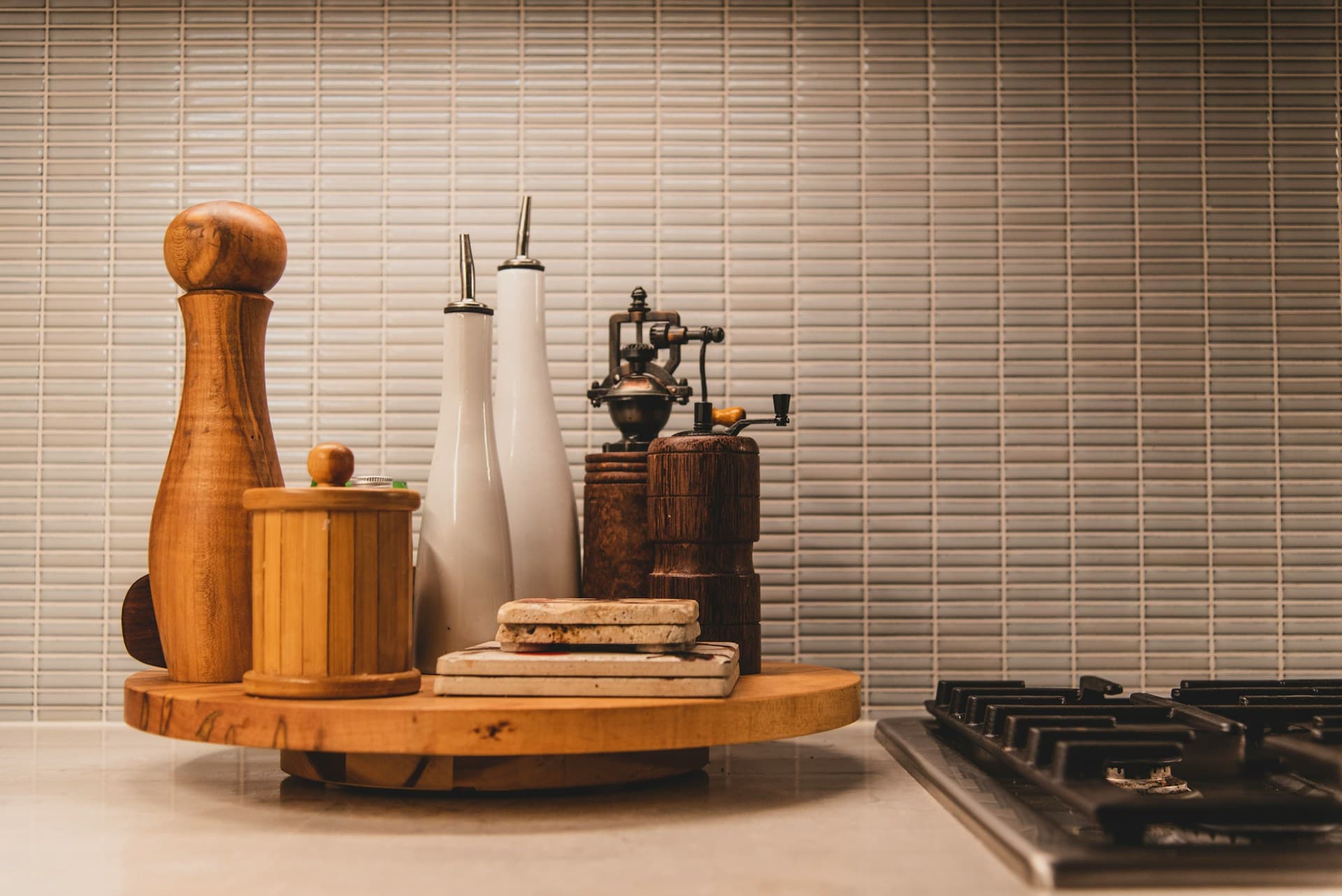 Maximize Your Space: The Best Uses for a Lazy Susan in the Kitchen
