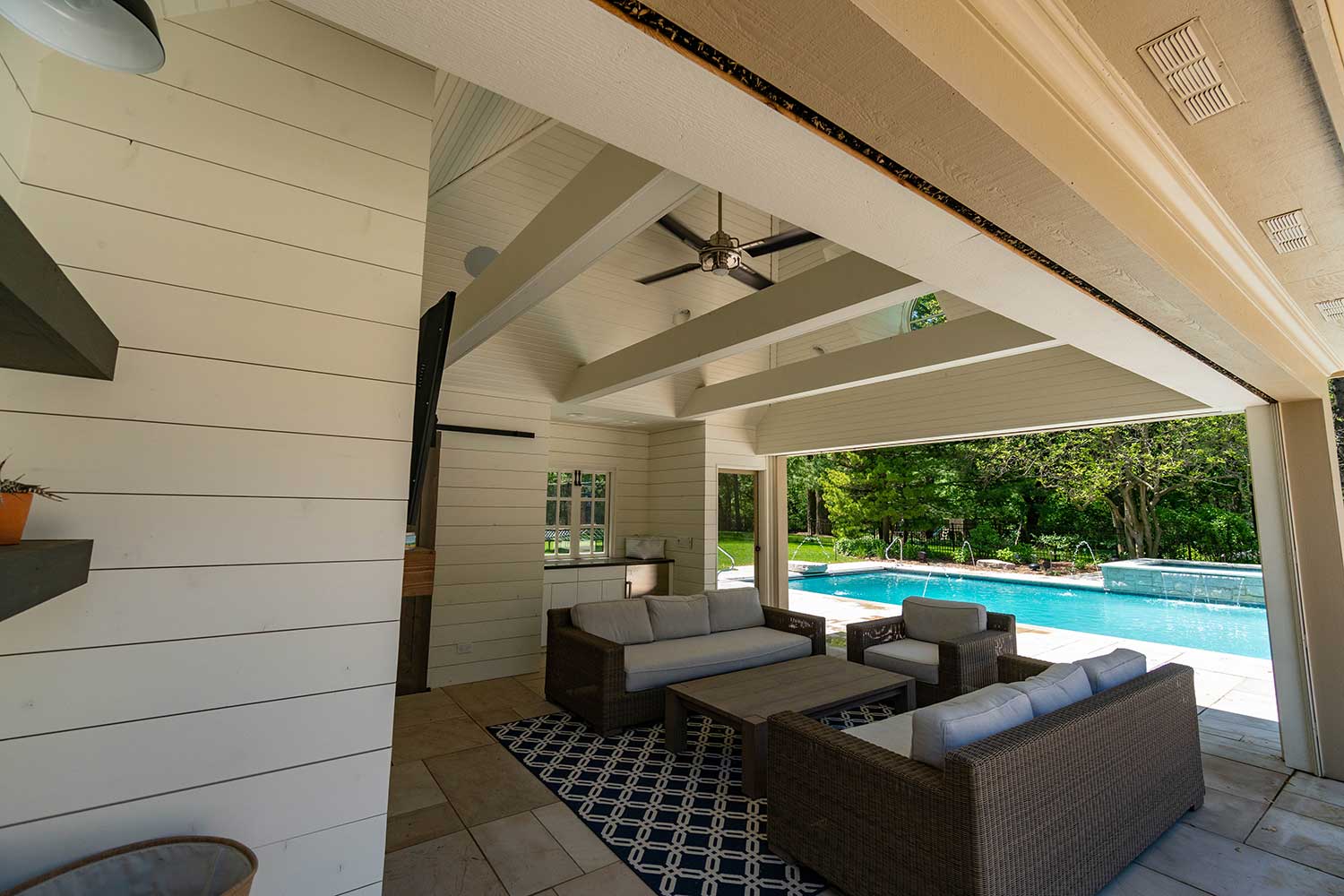 Pool House Addition: Hogan Design & Construction