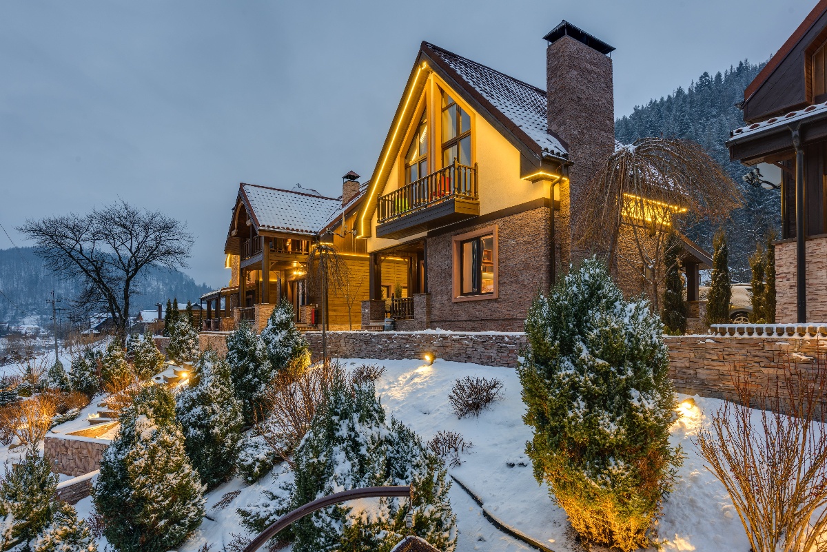 Staying Safe at Home During Midwestern Winter Storms